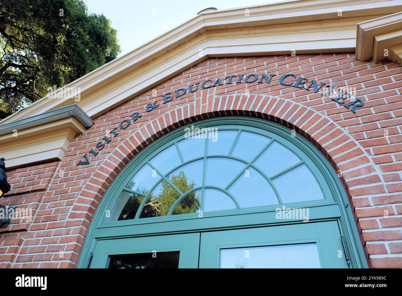 Visitor and Education Center at the Filoli estate and gardens, in ...