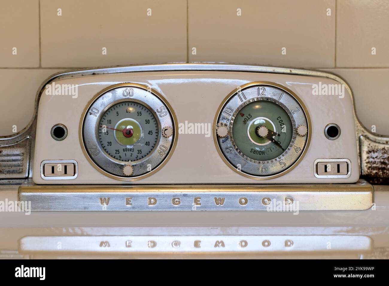 Cook-top timer and oven controlled timer on a 1952 40-inch Wedgwood Gas ...