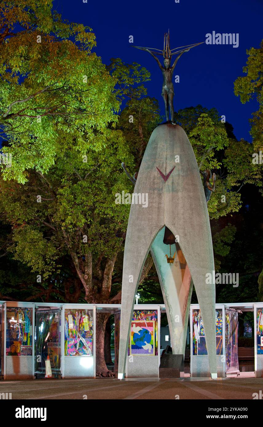 Children's Peace Monument in Hiroshima Peace Park in honor of Sadako ...