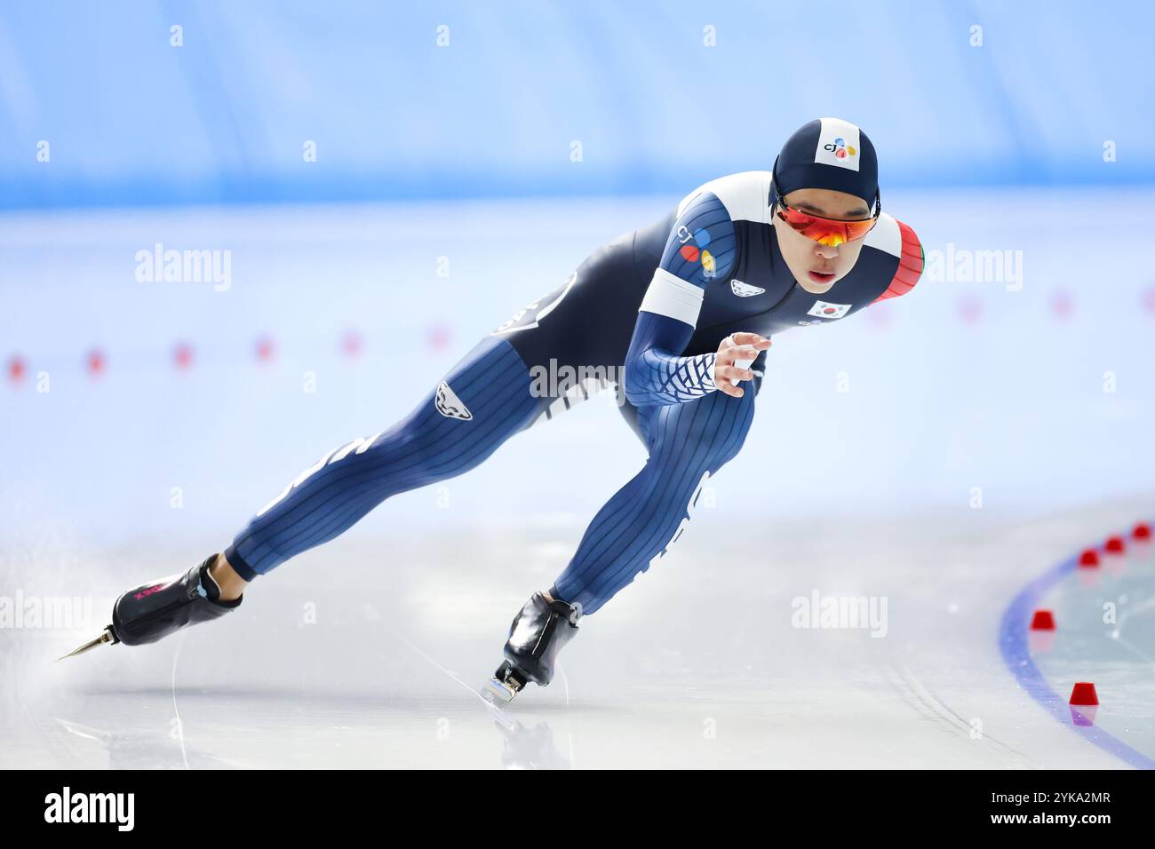 Aomori, Japan. 15th Nov, 2024. Ho-Jun Yang (KOR) Speed Skating : 2025 ISU Four Continents speed ...