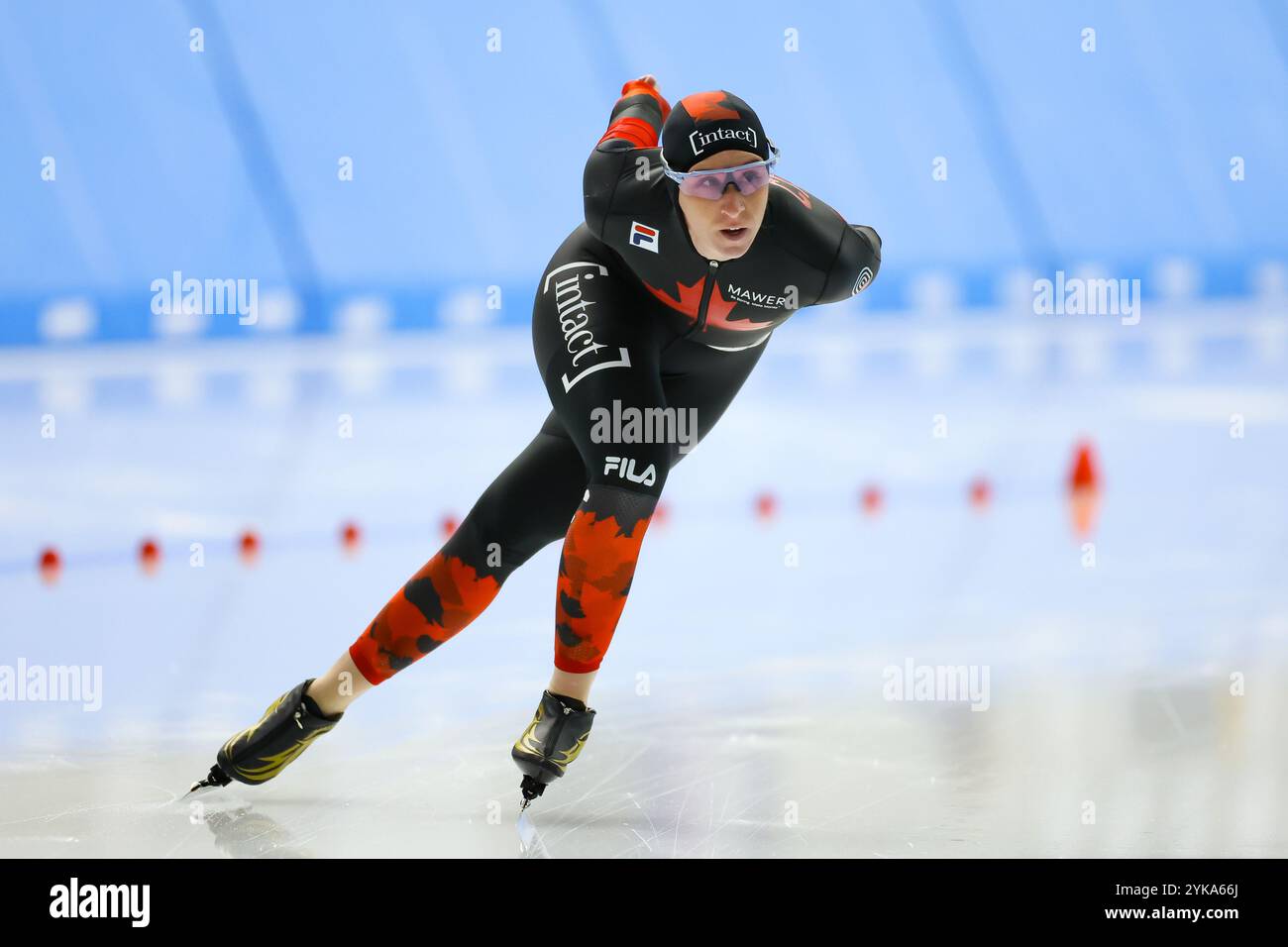 Aomori, Japan. 16th Nov, 2024. Ivanie Blondin (CAN) Speed Skating ...
