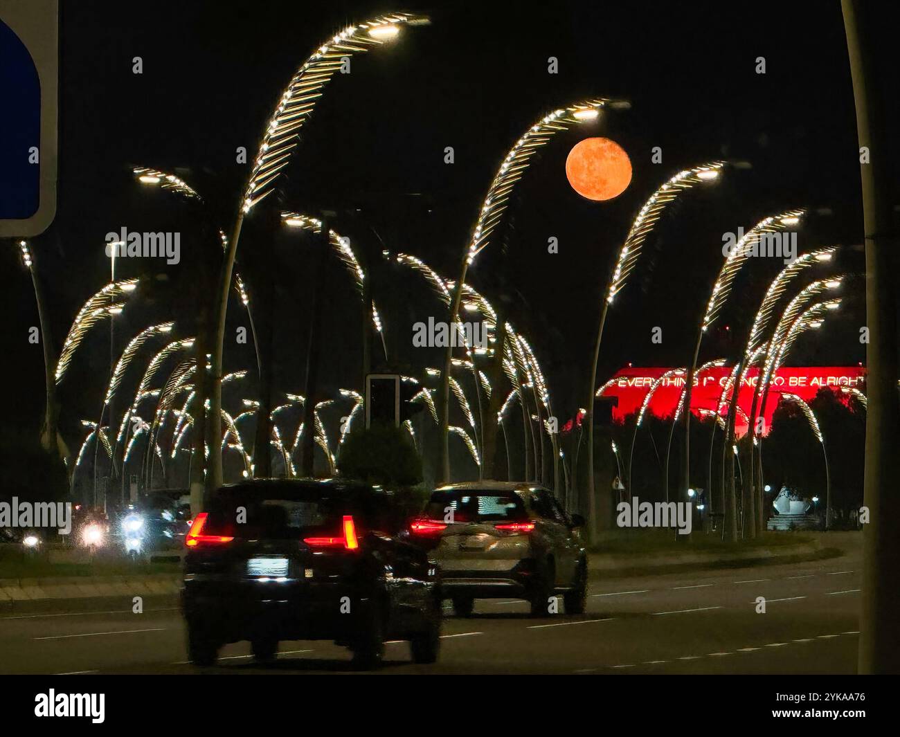 Super moon doha hi-res stock photography and images - Alamy