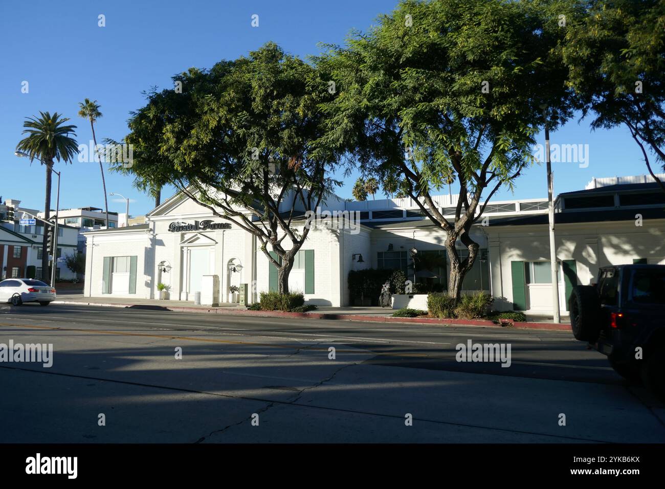 Los Angeles, California, USA 17th November 2024 Bristol Farms store ...