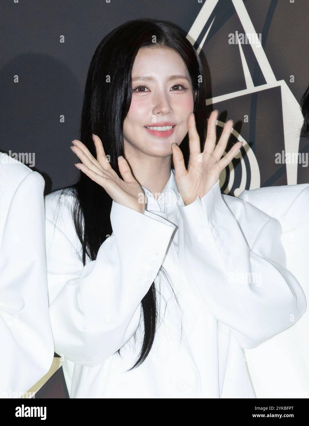 Incheon, South Korea. 16th Nov, 2024. South Korean singer Miyeon ...