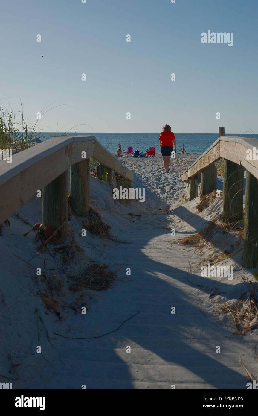 Walking towards the gulf of mexico hi-res stock photography and images ...