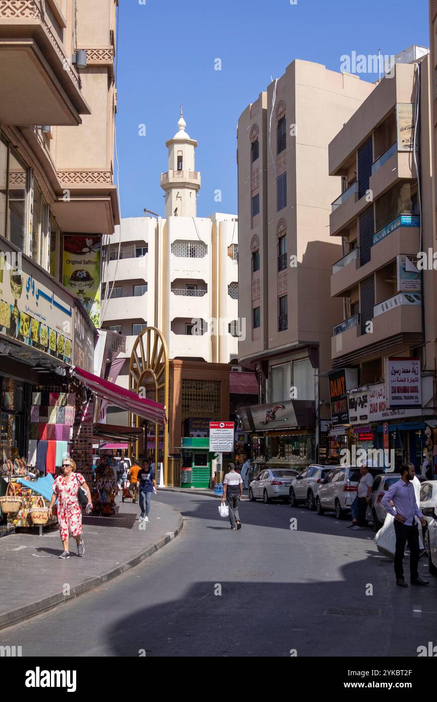 Dubai Street Scene Stock Photo - Alamy