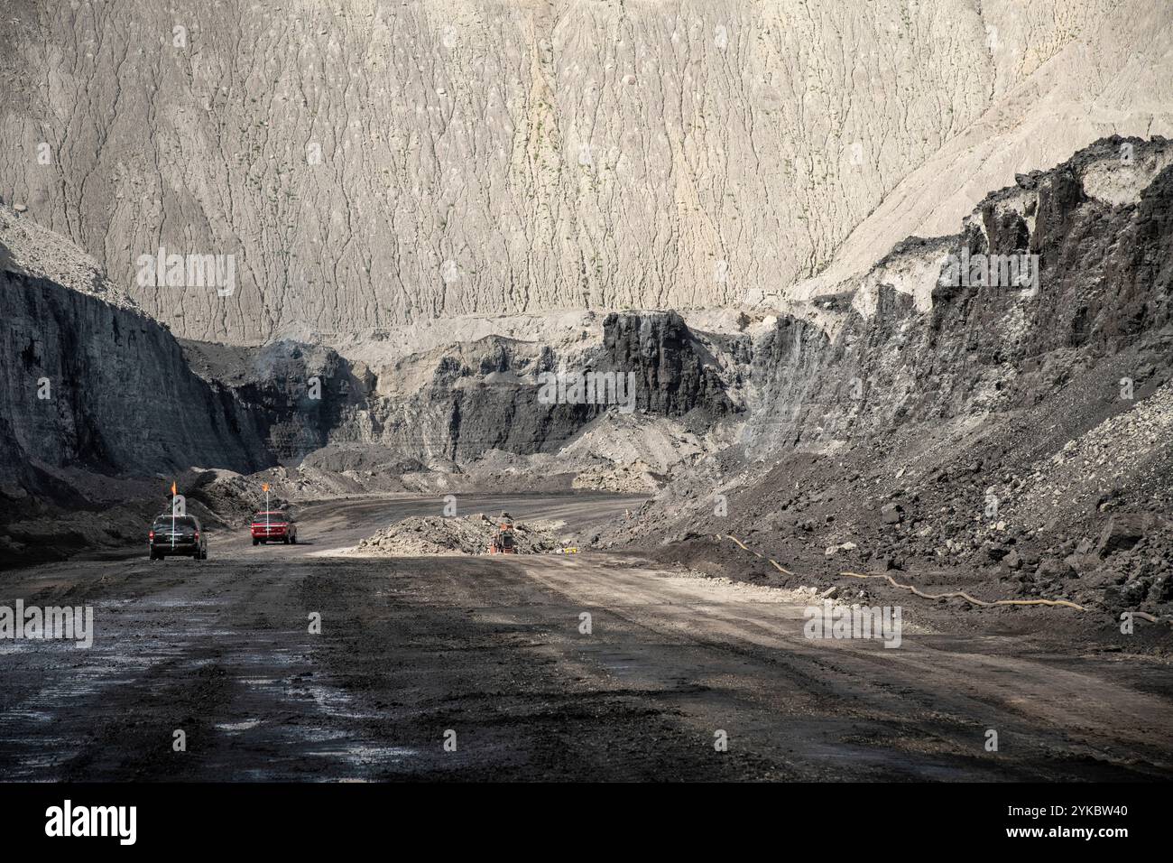 Open pit coal mine, in the Thunder Basin National Grassland, near ...