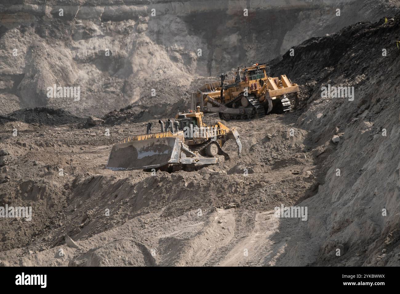 Open pit coal mine, in the Thunder Basin National Grassland, near ...
