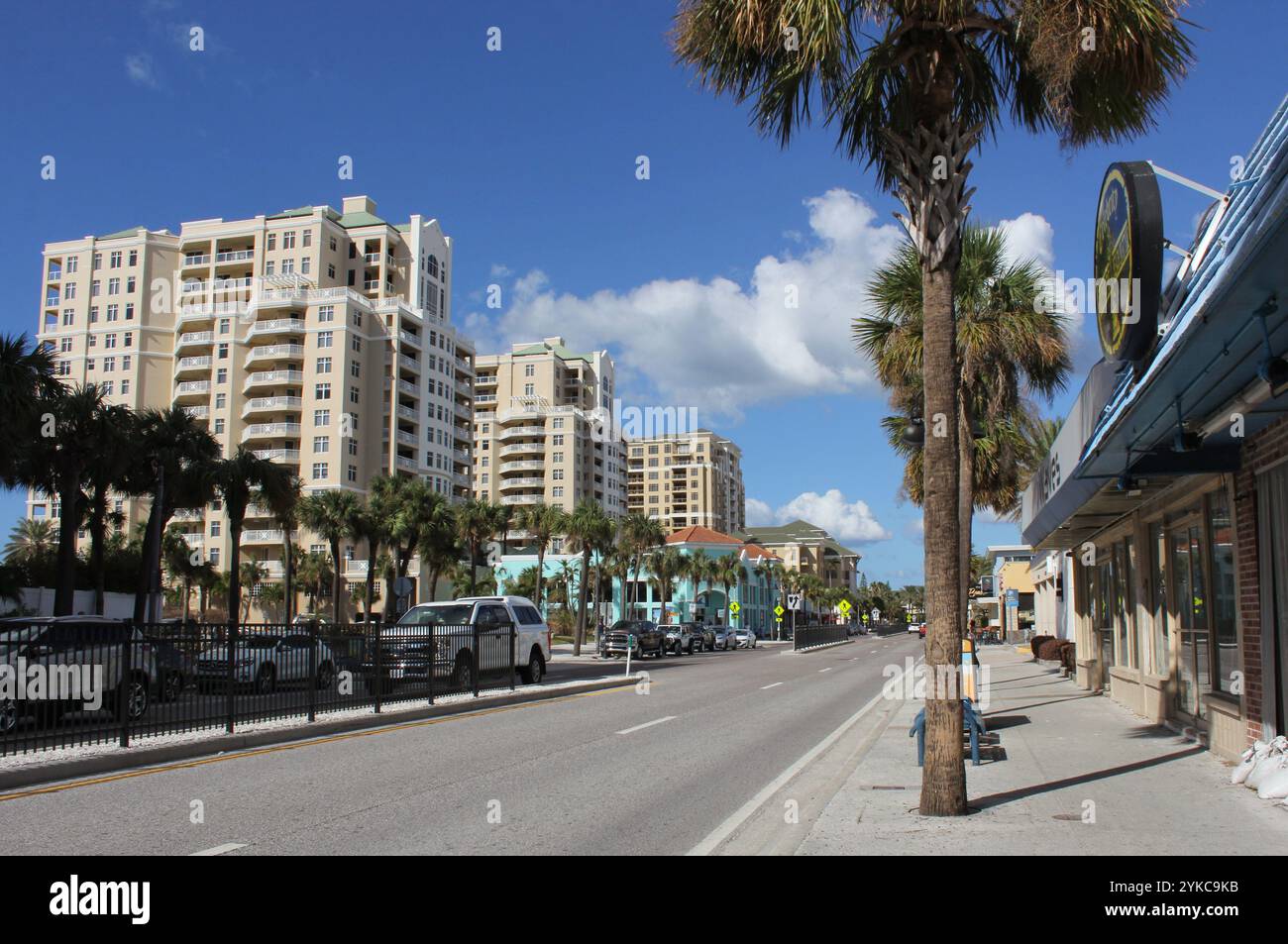 Florida beach town along coastline hi-res stock photography and images ...