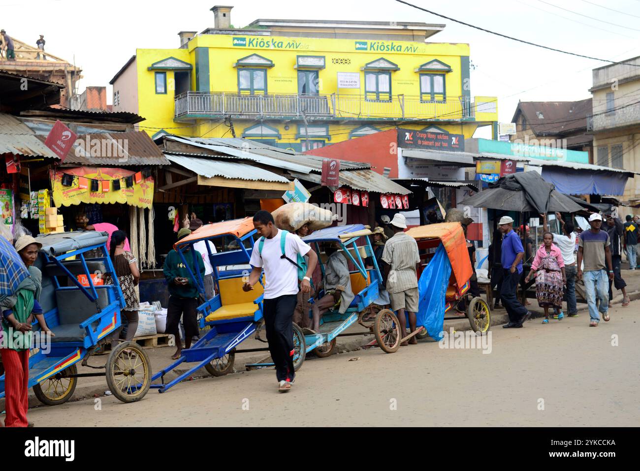 A pousse pousse in the streets of Antsirabe, Madagascar Stock Photo - Alamy