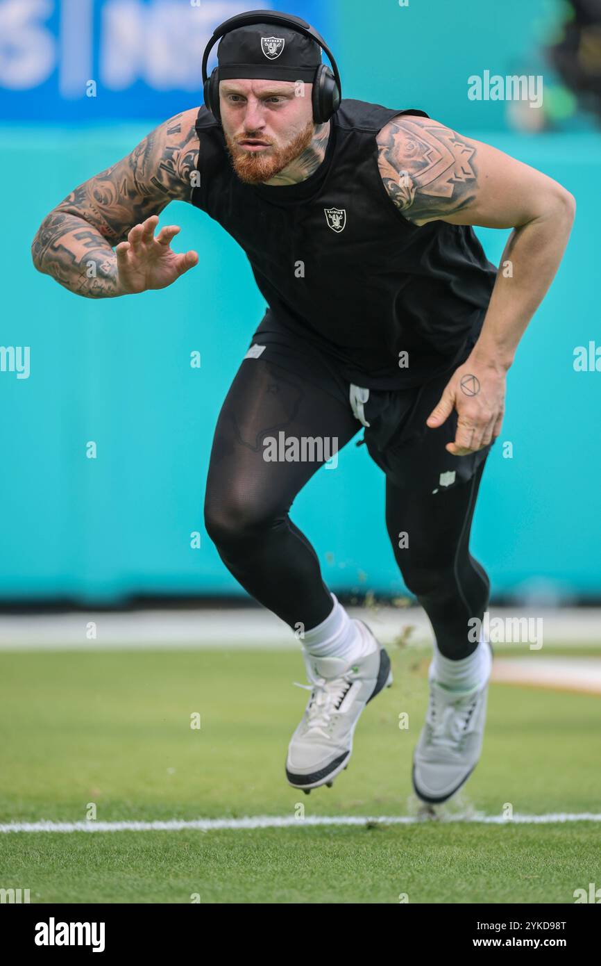 Miami Gardens, FL USA; Las Vegas Raiders defensive end Maxx Crosby (98 ...
