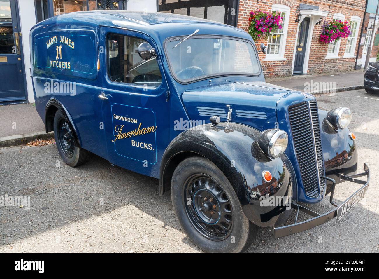 Circa 1946 hi-res stock photography and images - Alamy