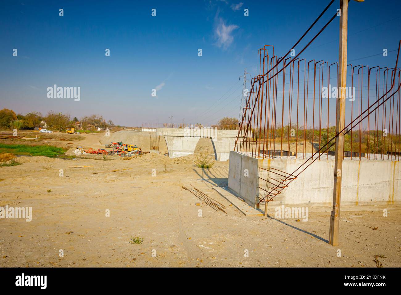 Column reinforcement hi-res stock photography and images - Alamy