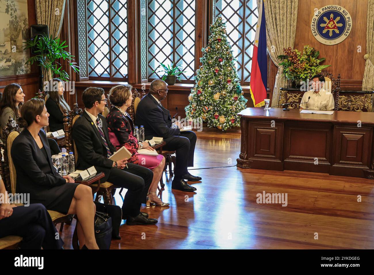 Philippine President Ferdinand Marcos Jr., right, meets with U.S ...