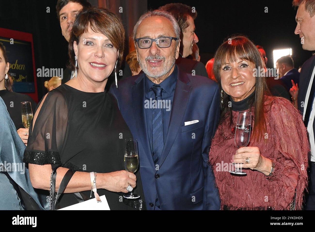 Janina Hartwig, Wolfgang Stumph und Christine Stumph bei der Verleihung ...