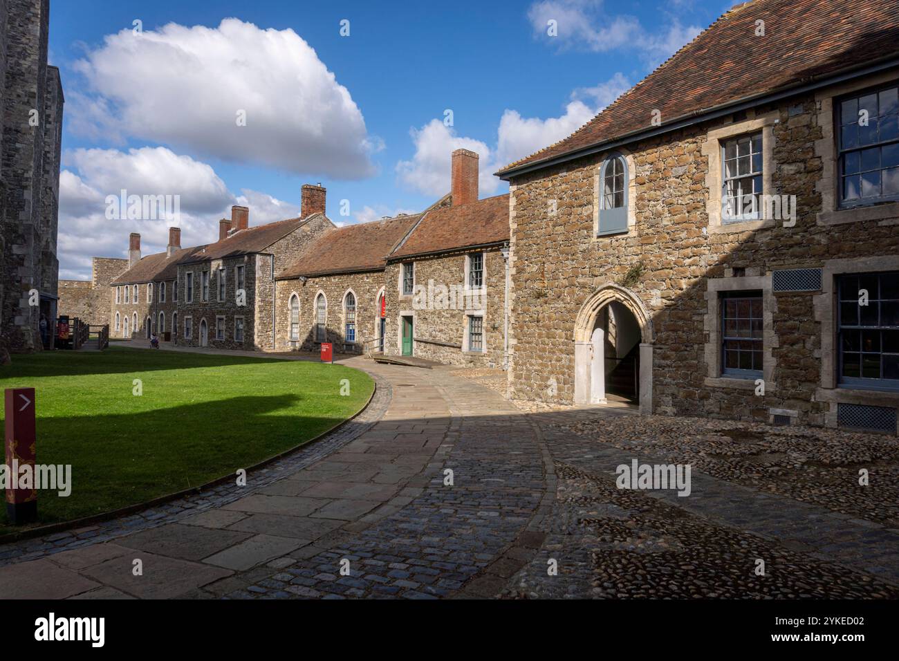 Dover castle sign hi-res stock photography and images - Alamy