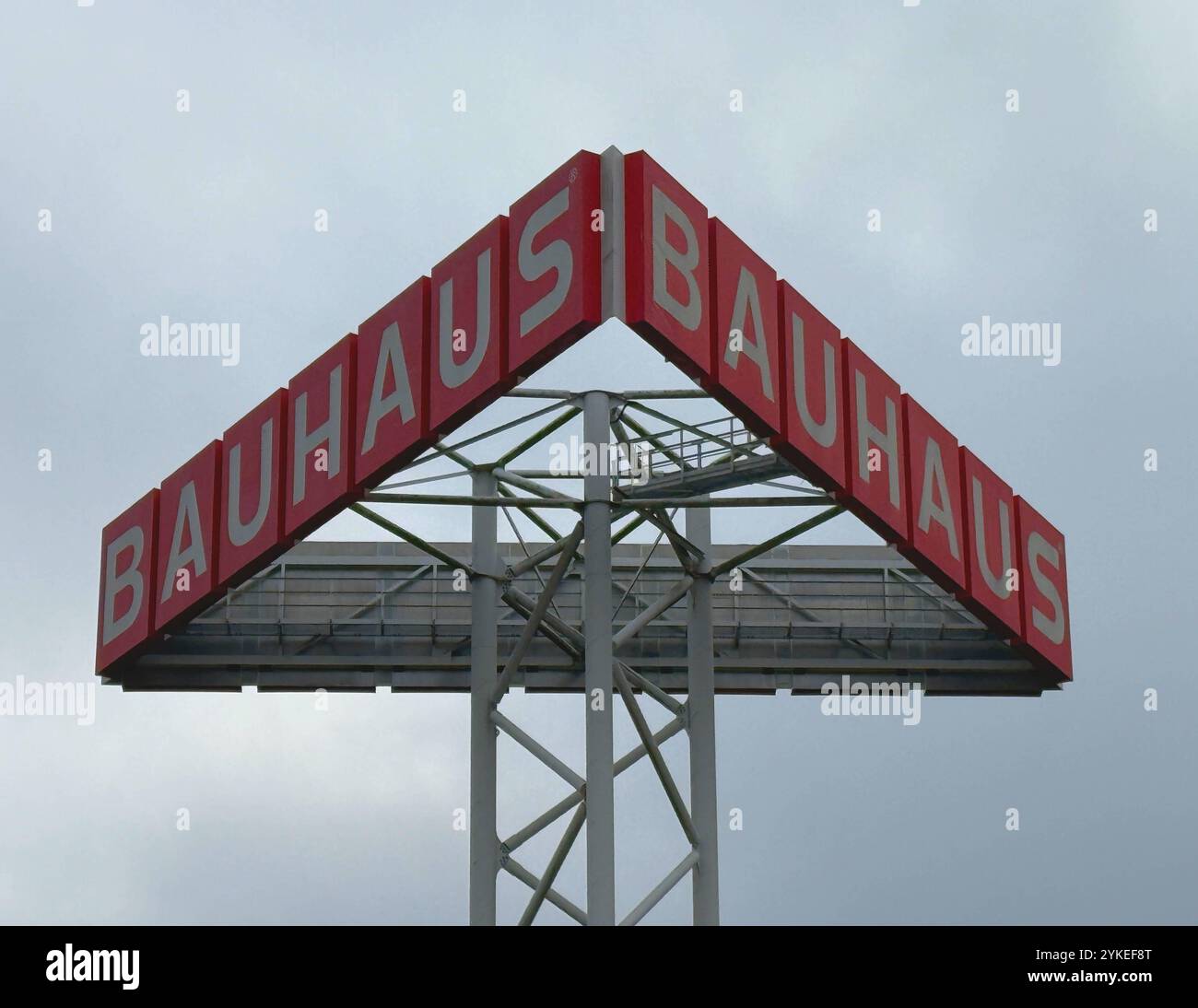 Baumarkt Logo BAUHAUS *** DIY store logo BAUHAUS Copyright: xmix1pressx Stock Photo - Alamy