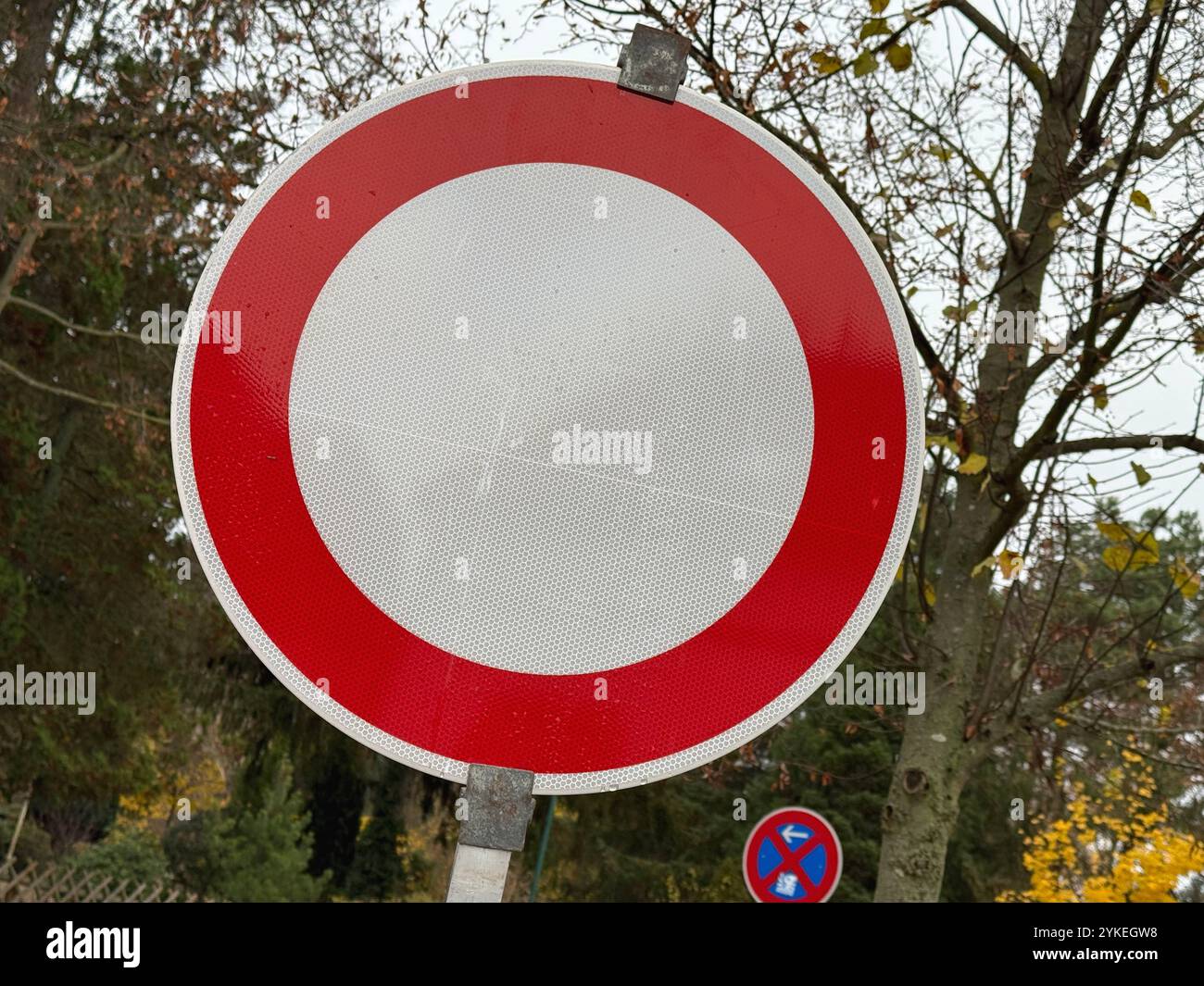Durchfahrt verboten Straßensperrung Baustelle *** Passage prohibited ...