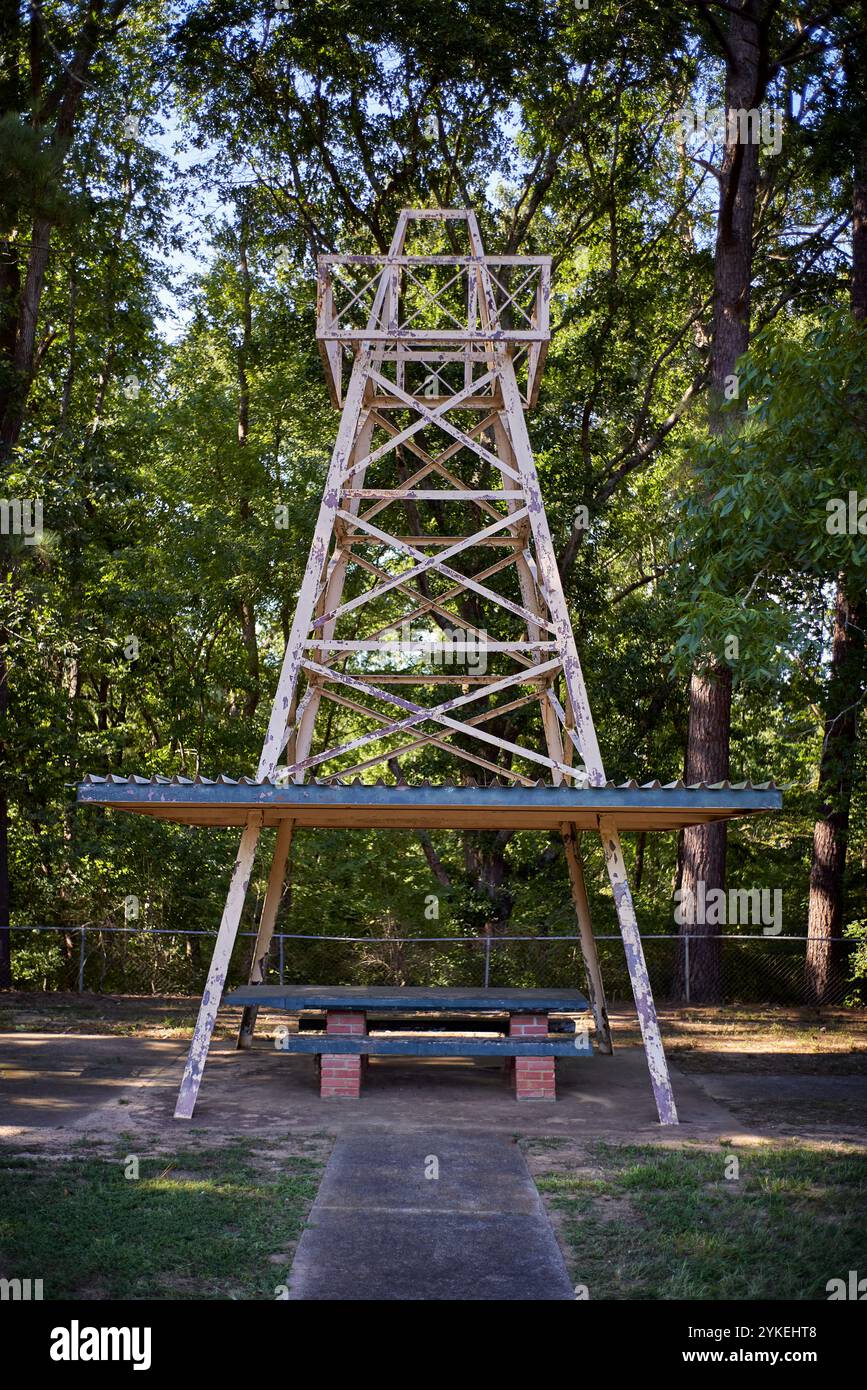 Oil Derrick Rest Stop Picnic Table Stock Photo - Alamy