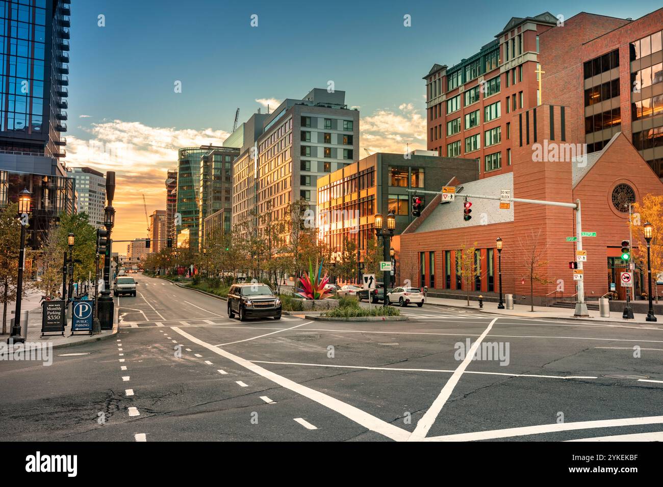 Boston downtown pedestrians hi-res stock photography and images - Alamy