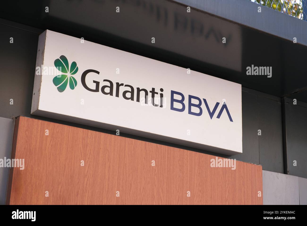 Istanbul,Turkey-Sep.27th 2024:Garanti BBVA bank brand logo Stock Photo ...