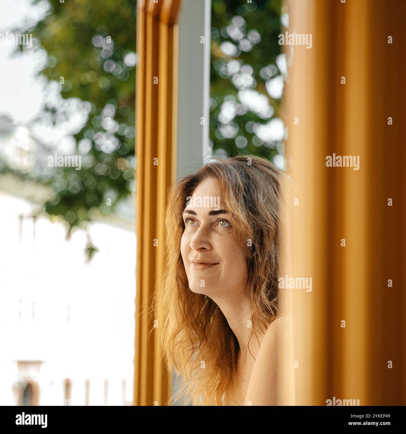 Expression through structure hi-res stock photography and images - Alamy