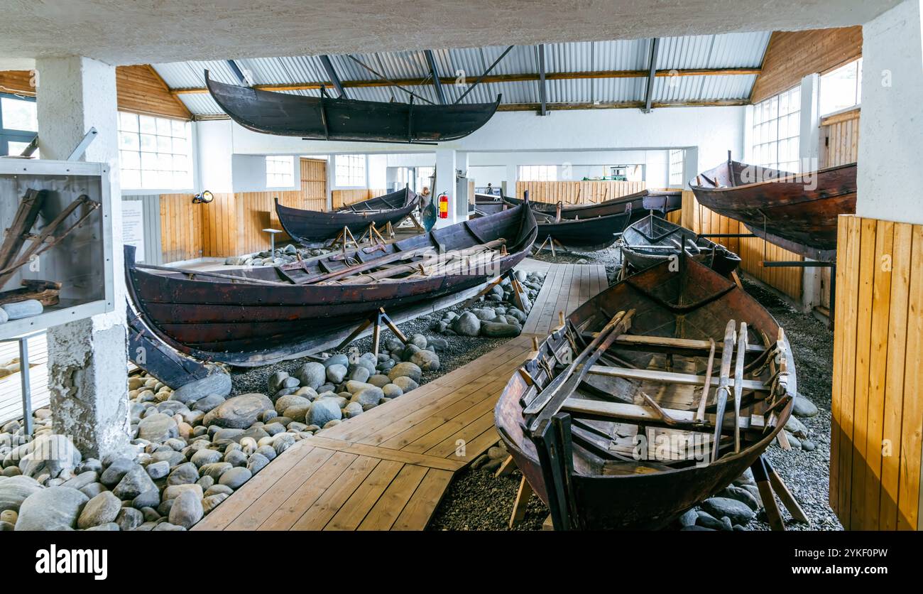 Viking Ship, Viking Longship Norway Scandinavia. The Vikings built many ...