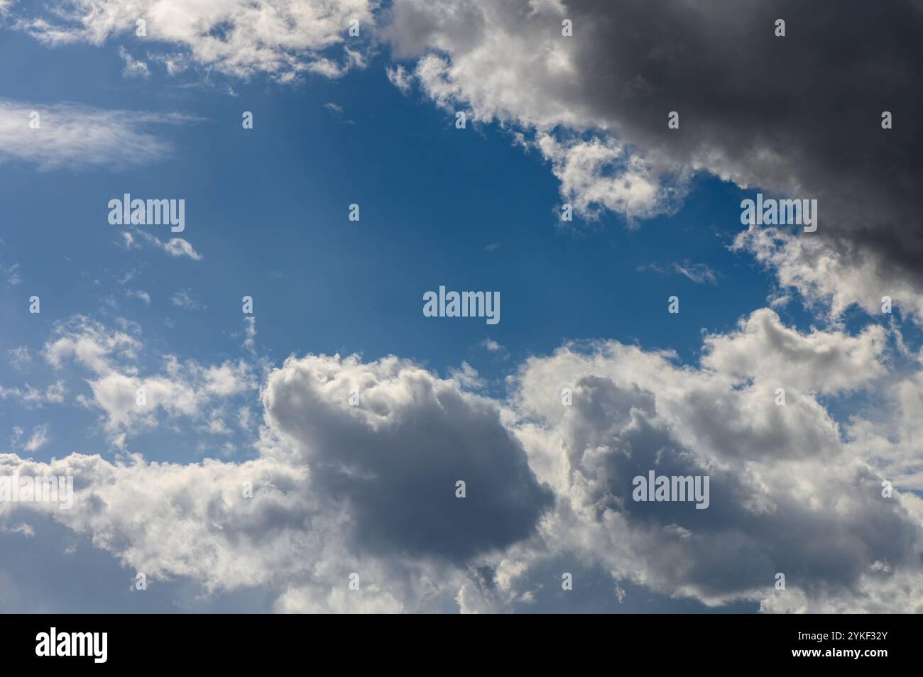 Soft clouds drift hi-res stock photography and images - Alamy
