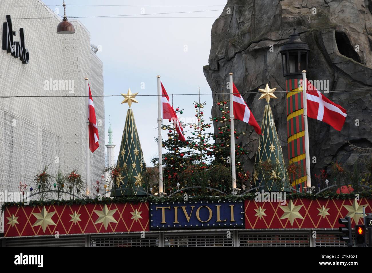 Copenhagen/ DenmarK/18 November 2024/ Jul i tivoli or chistms in tivoli ...