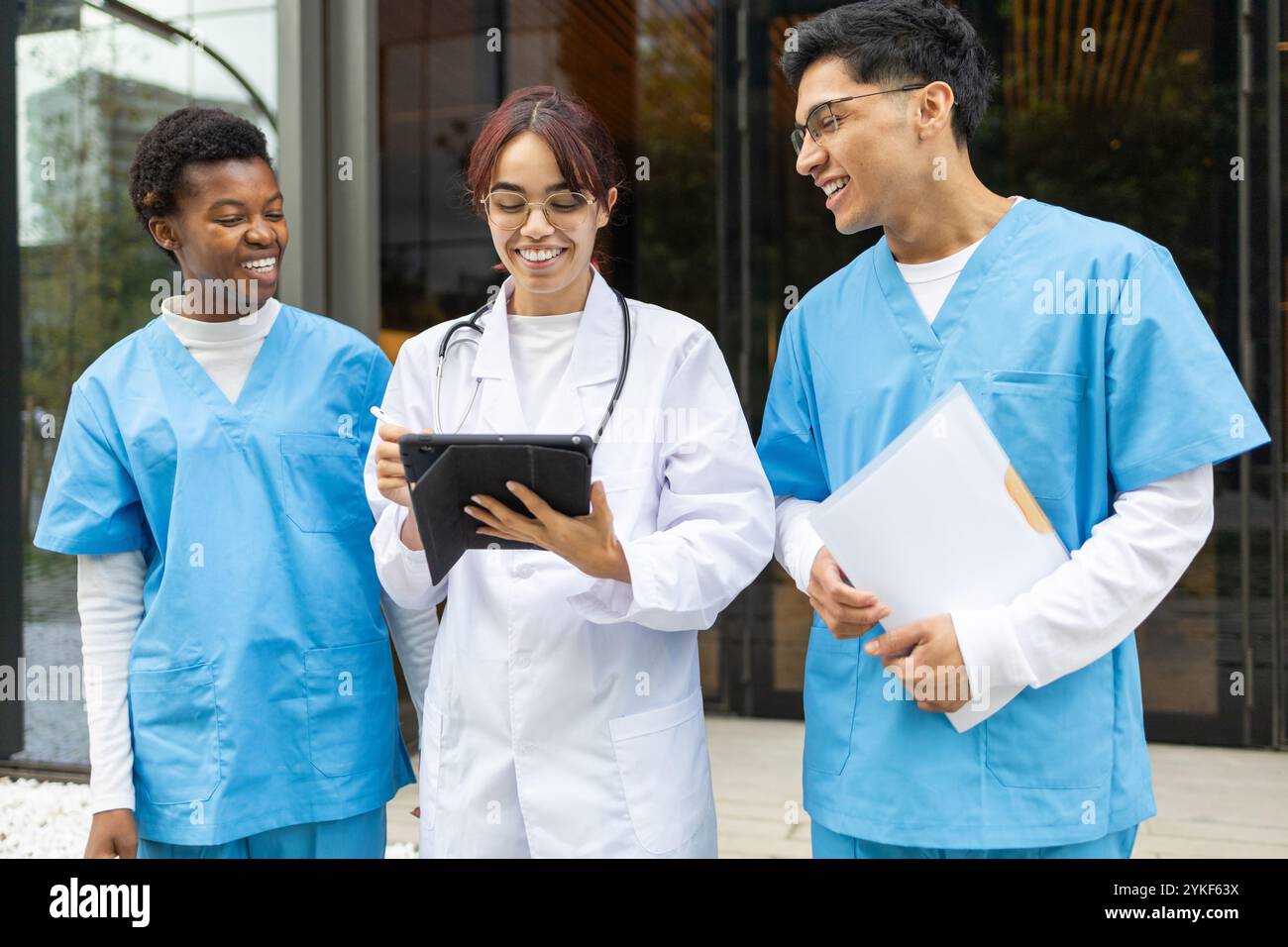 Medical student engaged in hi-res stock photography and images - Alamy