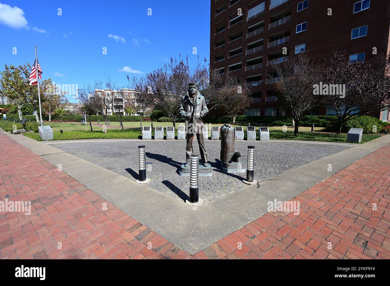 The Lone Sailor Statue War memorial at Norfolk, Virginia Stock Photo ...
