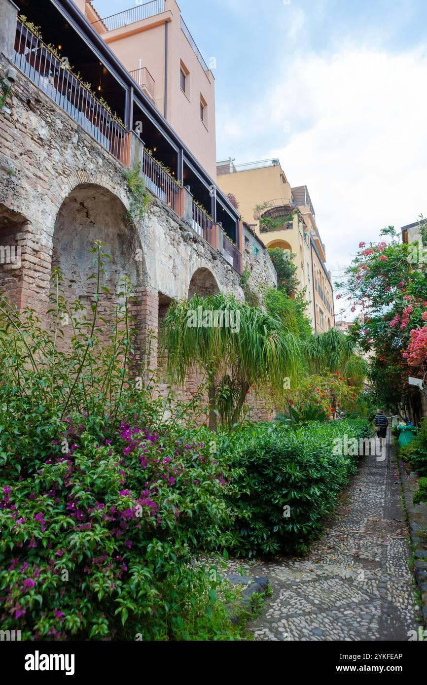 130 meters long hi-res stock photography and images - Alamy