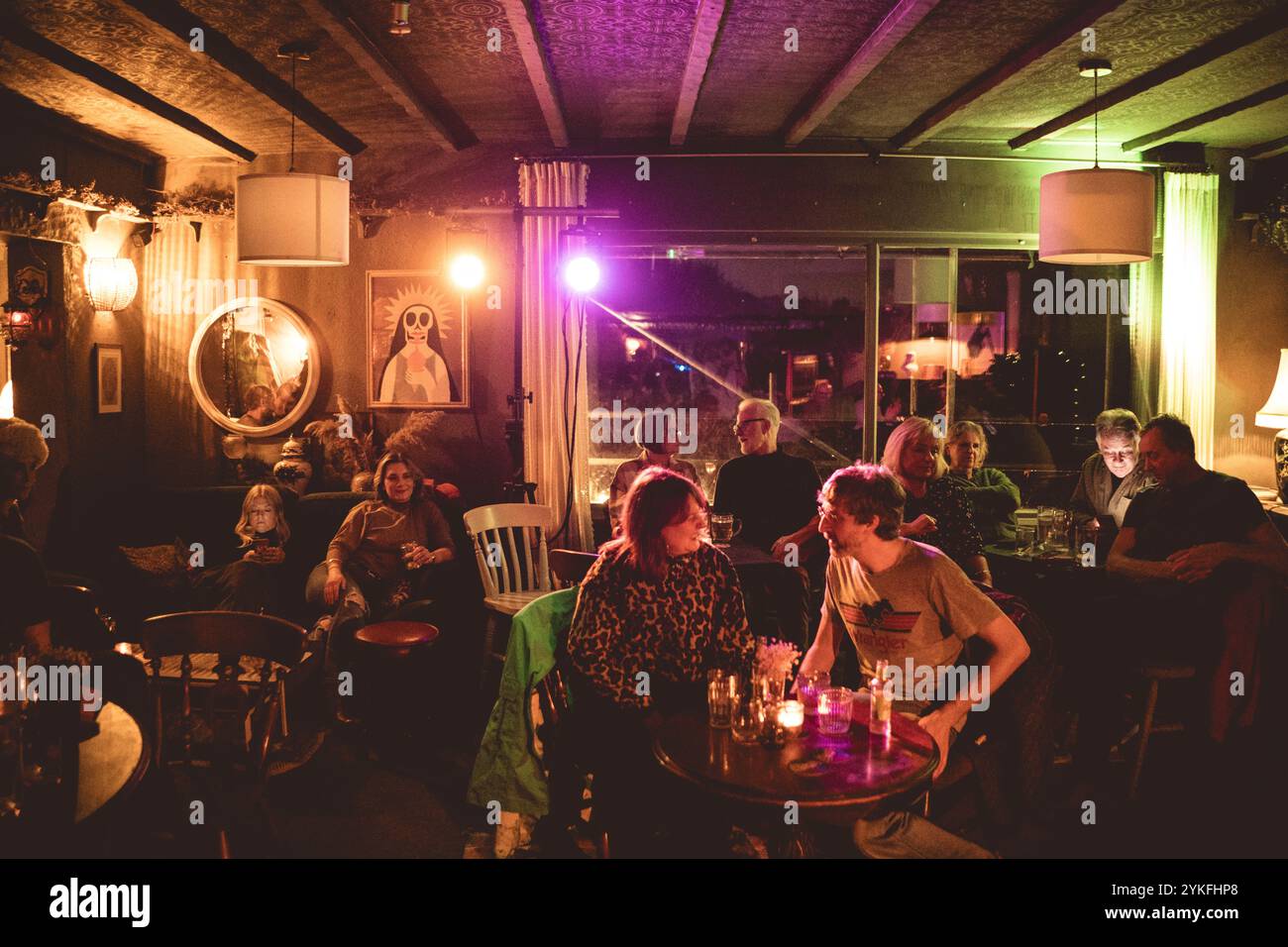 Tree music marple hi-res stock photography and images - Alamy