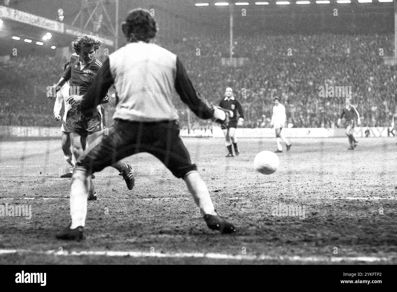 Real madrid 2024 goal Black and White Stock Photos & Images - Alamy