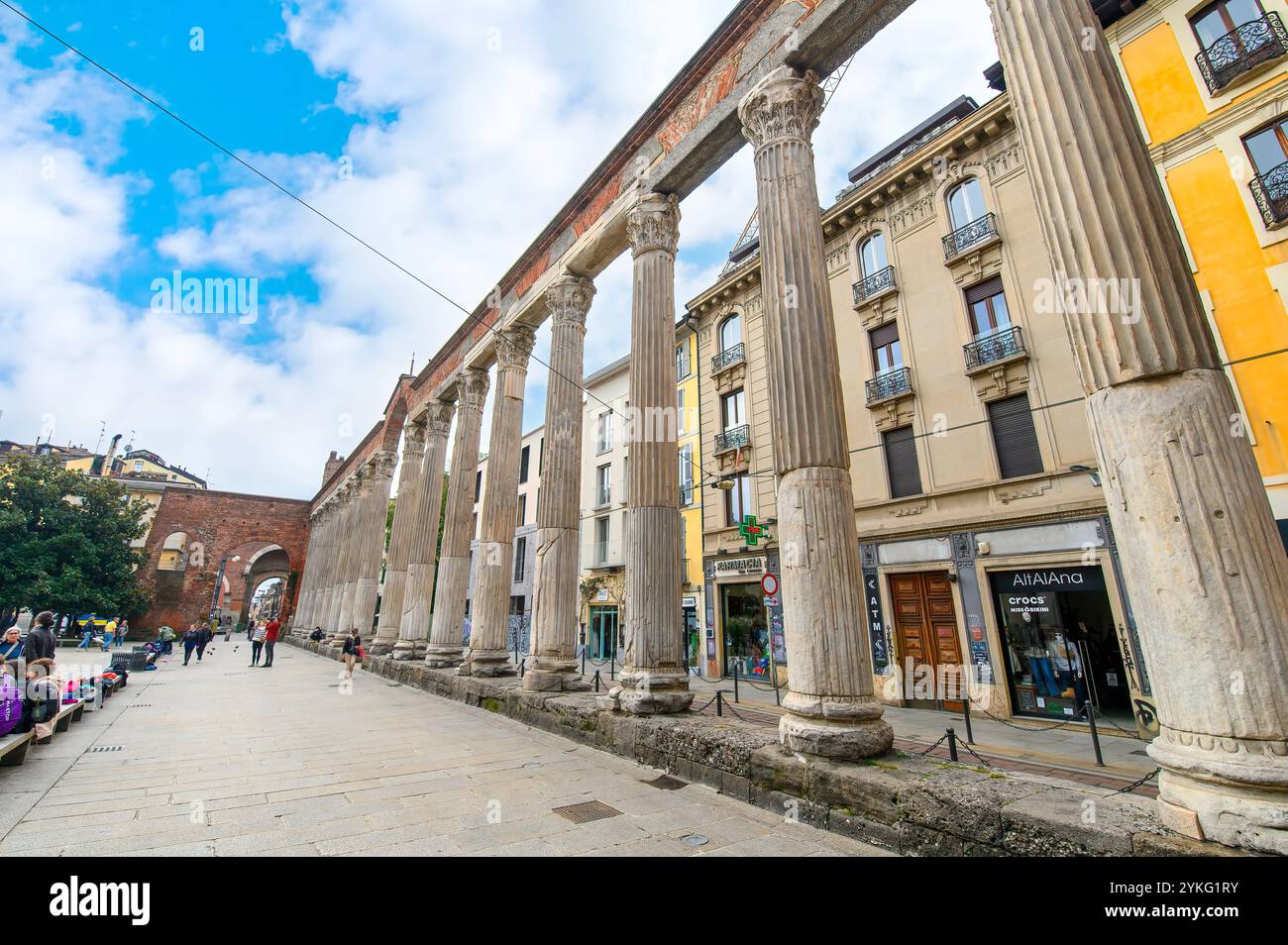 Milan, Italy. Colonne di San Lorenzo or St Lawrence columns, ancient ...