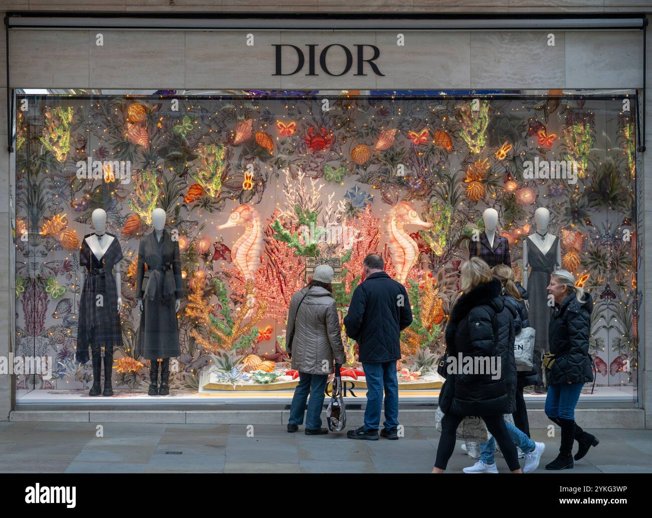 Mayfair, London, UK. 18th Nov, 2024. Christmas decorations and window ...