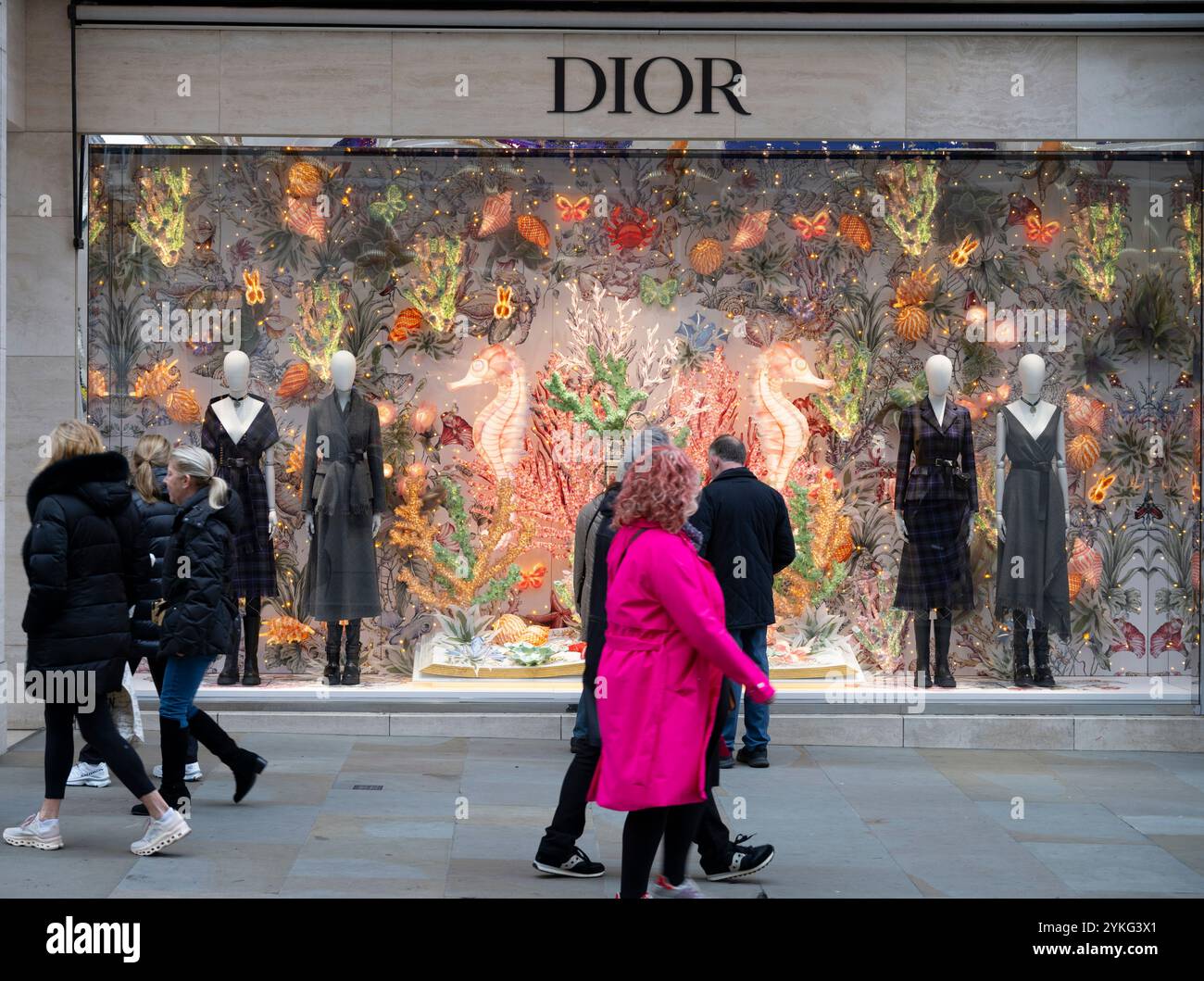 Mayfair, London, UK. 18th Nov, 2024. Christmas decorations and window ...