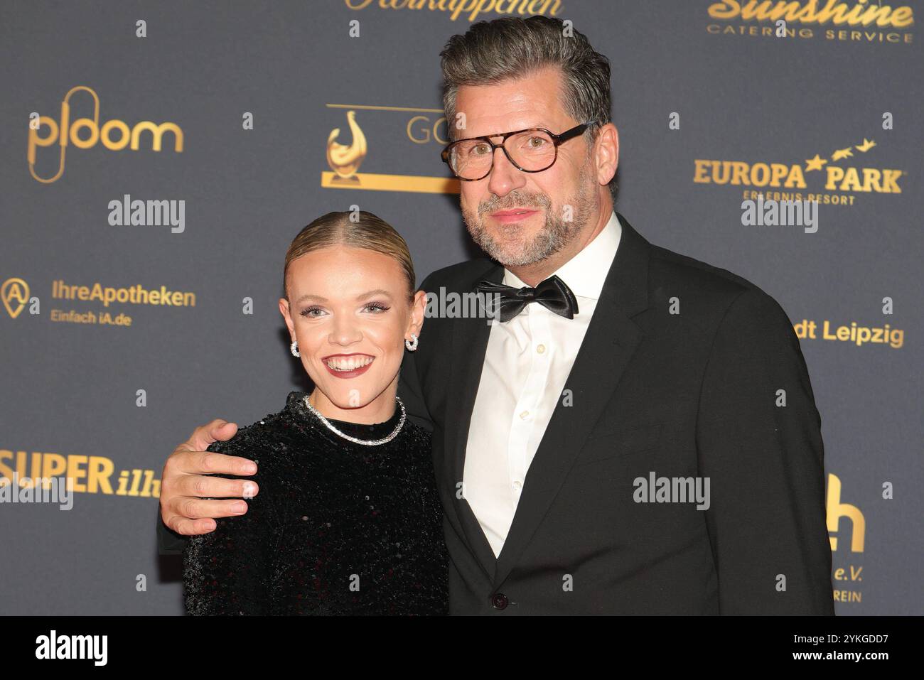 Verleihung der Goldenen Henne 2024 Andre Stade mit Freundin Jessica Bao ...