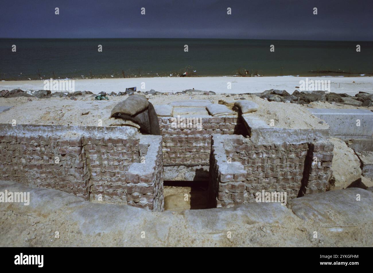Trench defences hi-res stock photography and images - Alamy