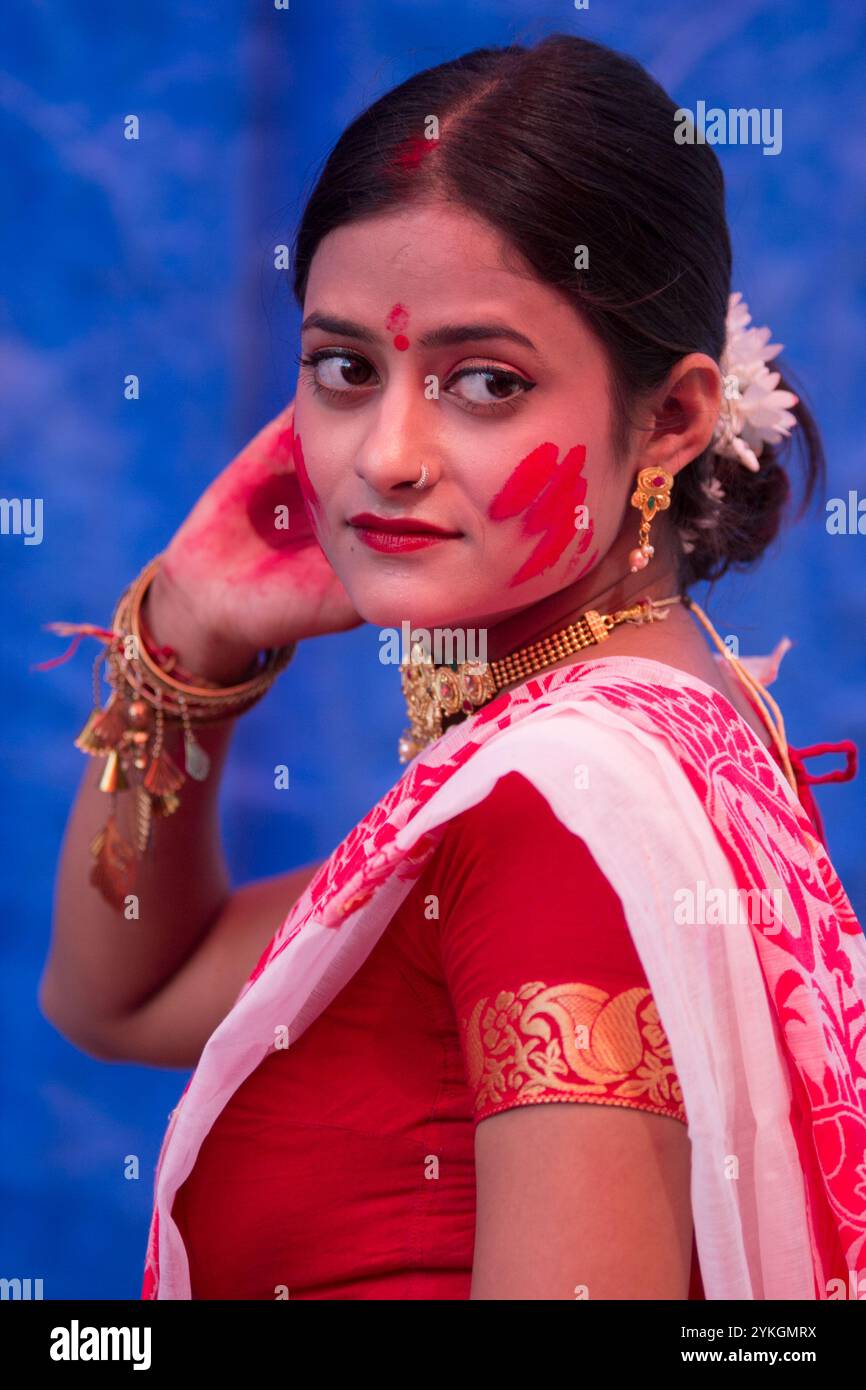 Sindur hi-res stock photography and images - Alamy