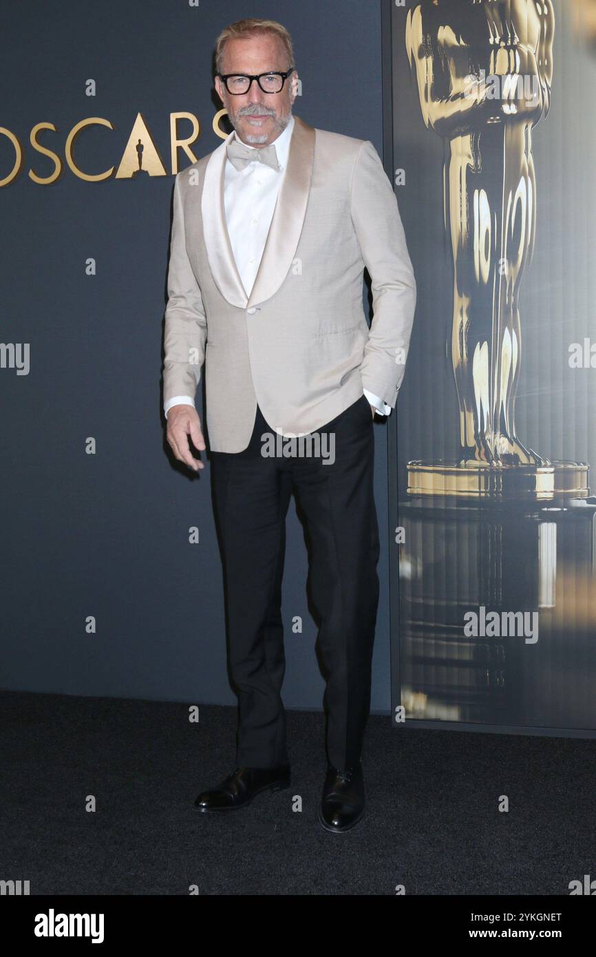 Kevin Costner at arrivals for 15th Governors Awards, The Ray Dolby ...