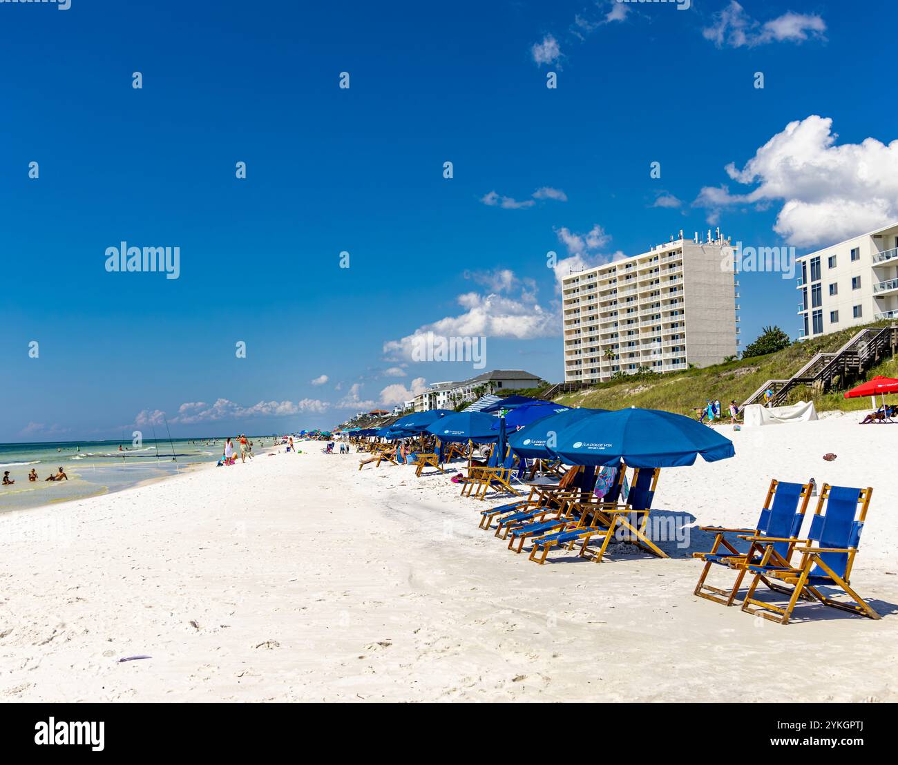 umbrellas and beach chairs on Santa Rosa beach Stock Photo - Alamy
