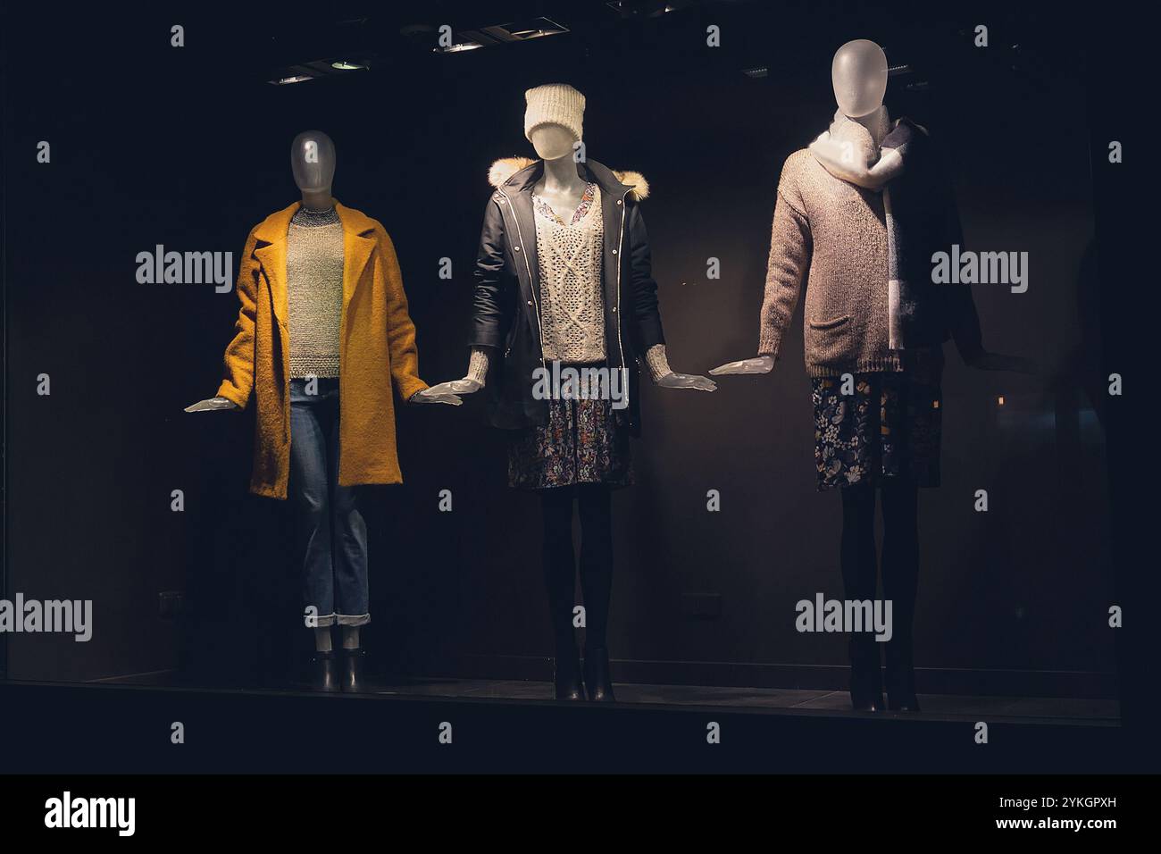 Female fashion mannequin showcase display in autumn clothing store style. Sale, and seasonal ...