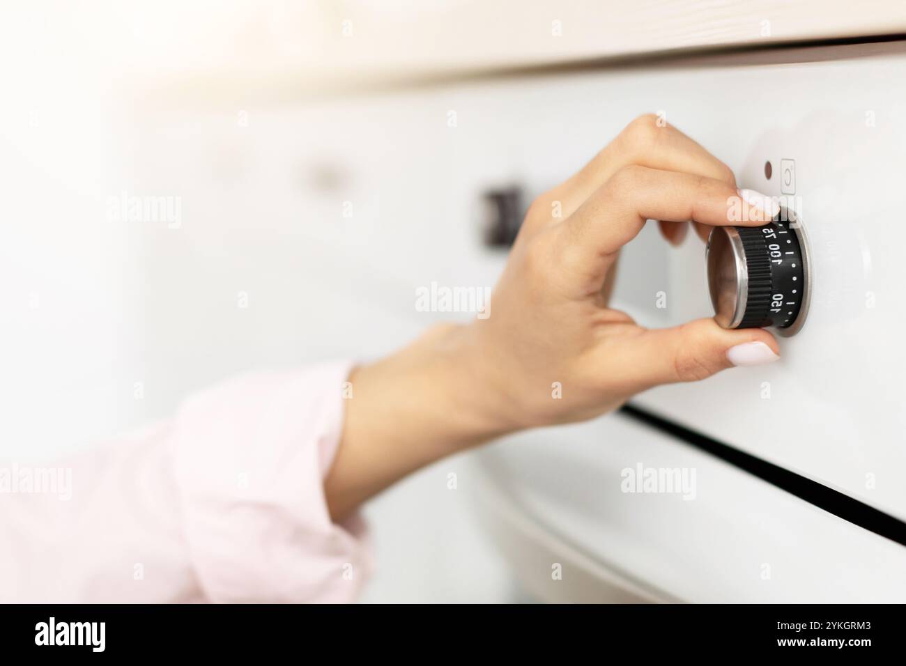 Turn off kitchen gas stove hi-res stock photography and images - Alamy