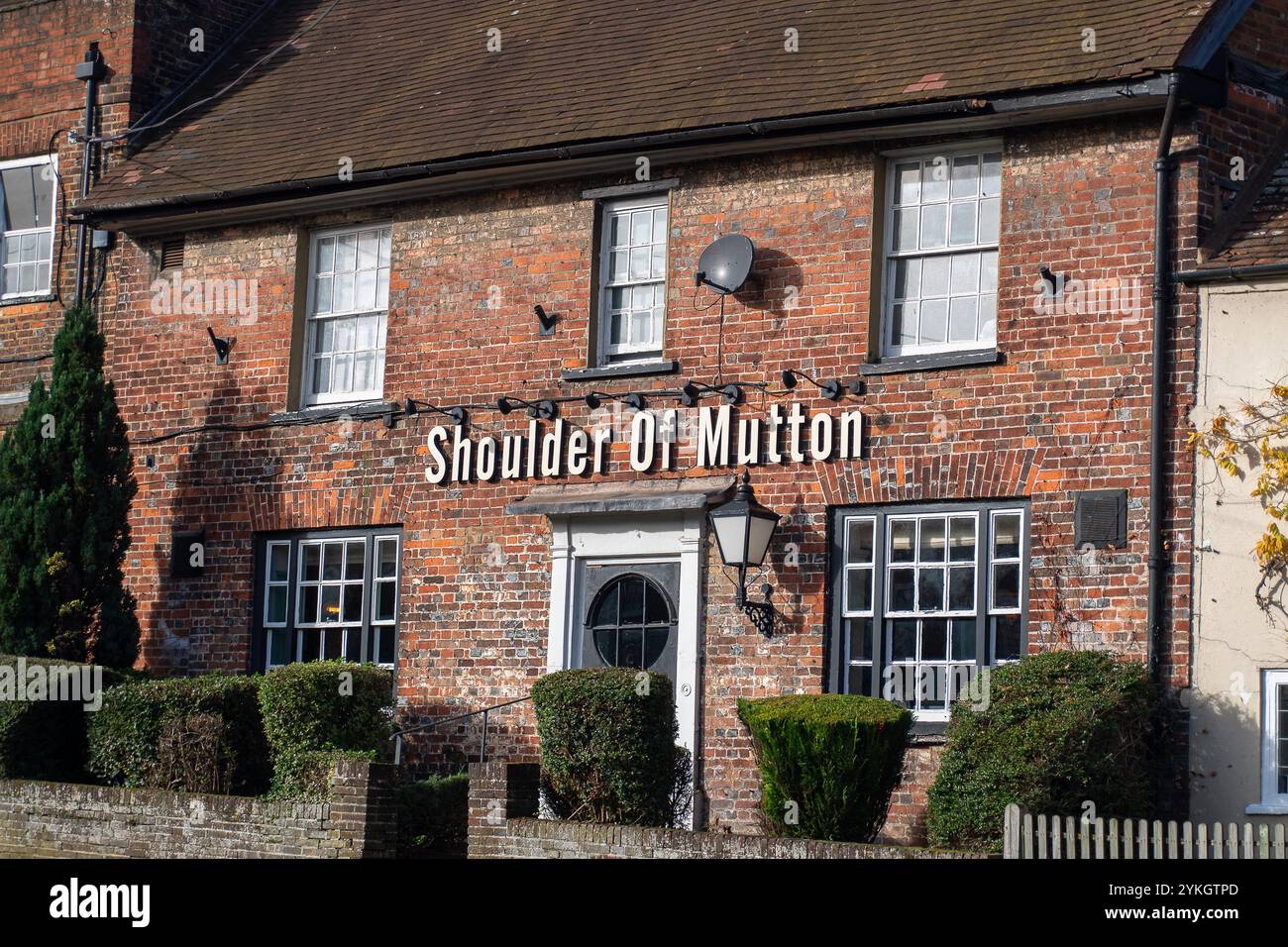 11th November, 2024. Wendover, Buckinghamshire. The Shoulder of Mutton ...