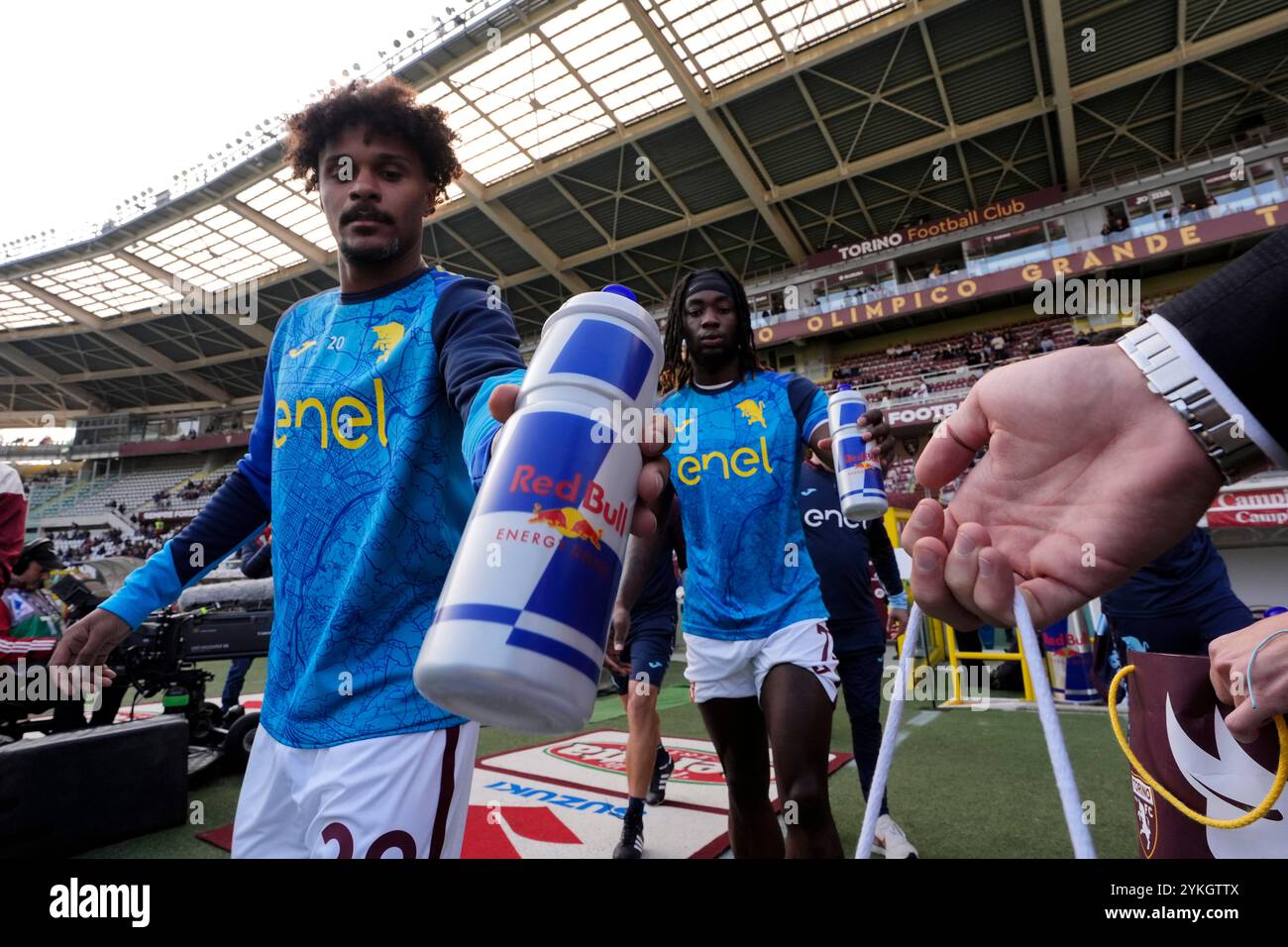 Stadio red bull hi-res stock photography and images - Alamy