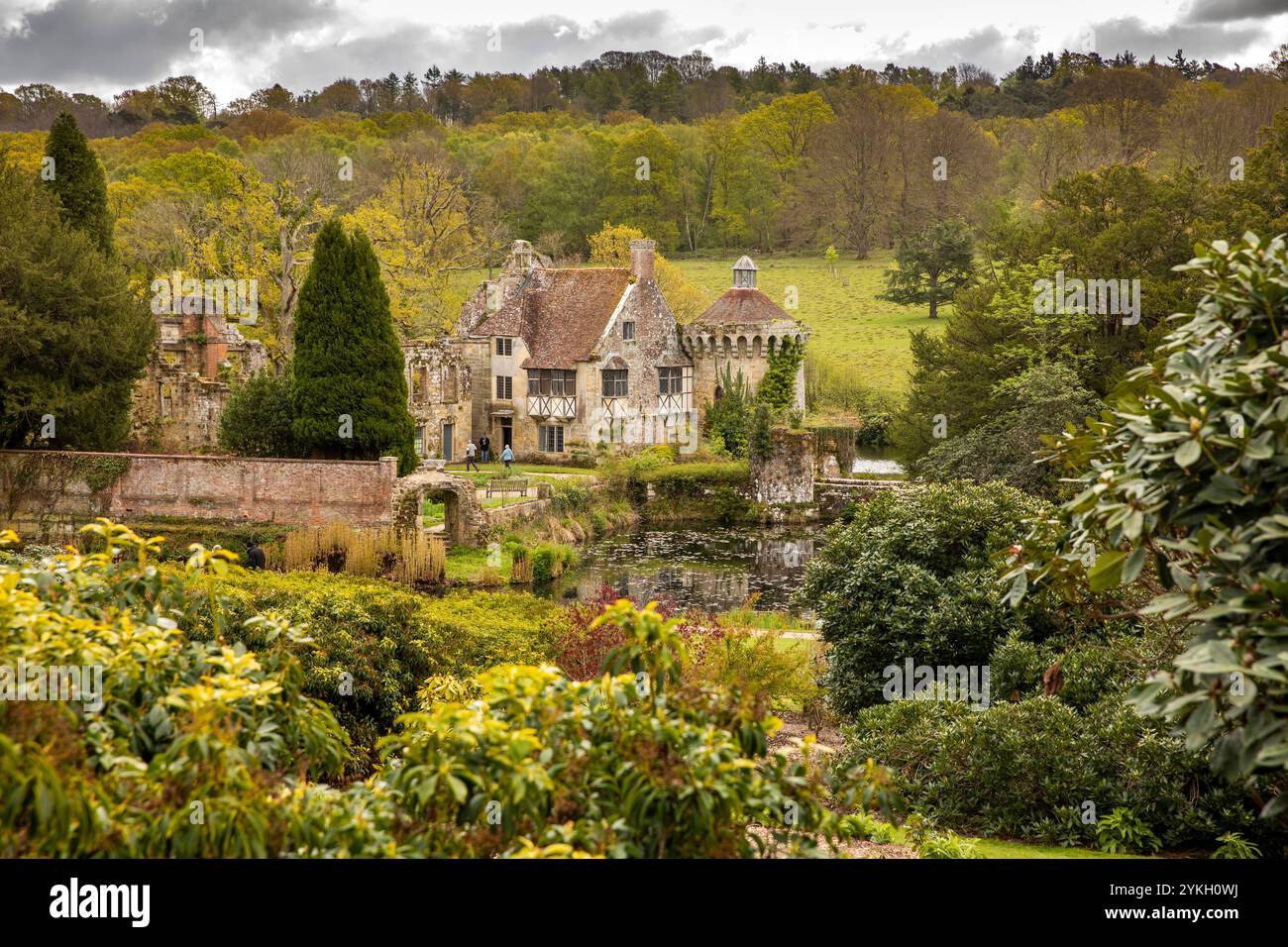 UK, Kent, Weald of Kent, Scotney Castle, old castle ruins Stock Photo ...