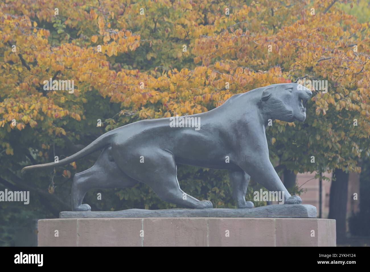 Sculpture Striding Tiger by Philipp Harth 1969, bronze, lion figure ...