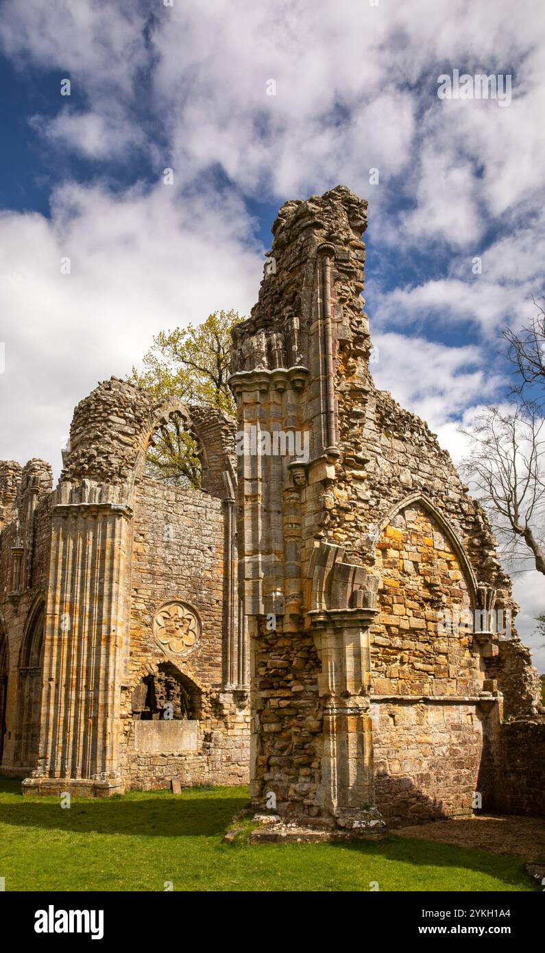 UK, Kent, Weald of Kent, Bayham Abbey ruins Stock Photo - Alamy