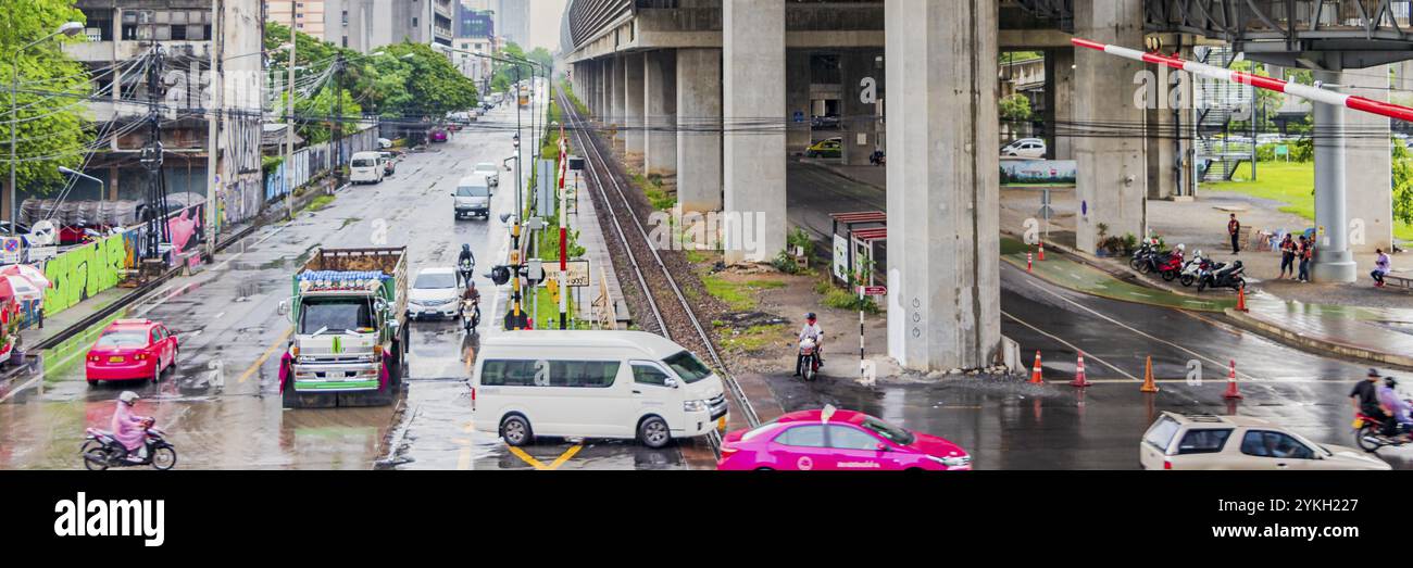 Bangkok Thailand 22. Mai 2018 Cityscape at the Makkasan station Airport ...